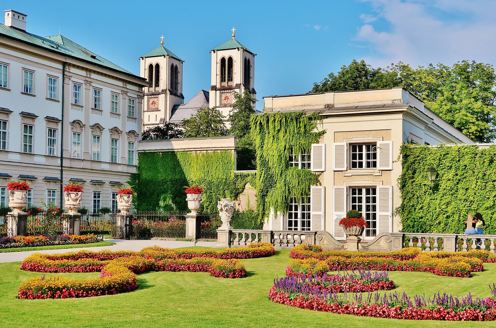 Sidetrip Tours Vienna to Munich via Salzburg One-Way Transfer Tour