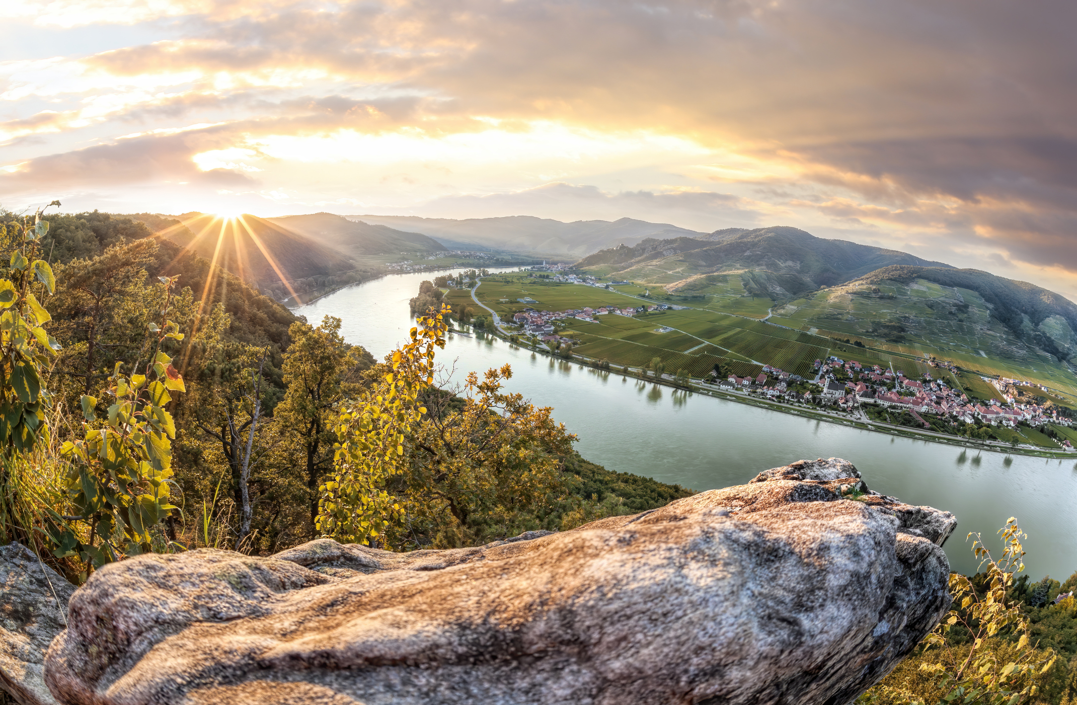 Sidetrip Tours Vienna to Munich One-Way Transfer Tour